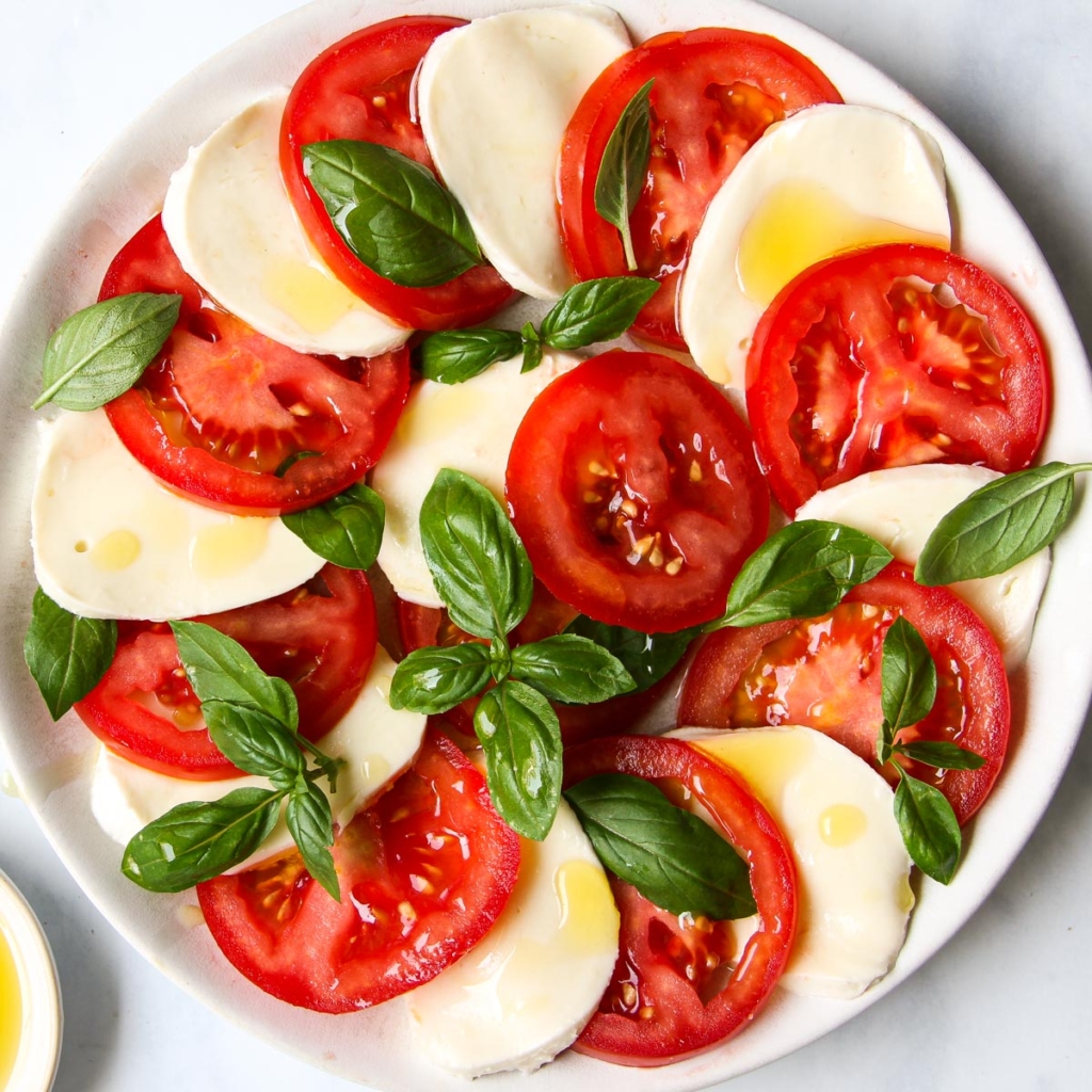 Recipe Best Italian Caprese Salad » Little Vienna