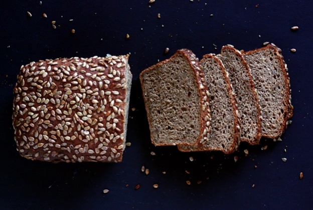 Easy Sunflower Bread (no-knead) » Little Vienna