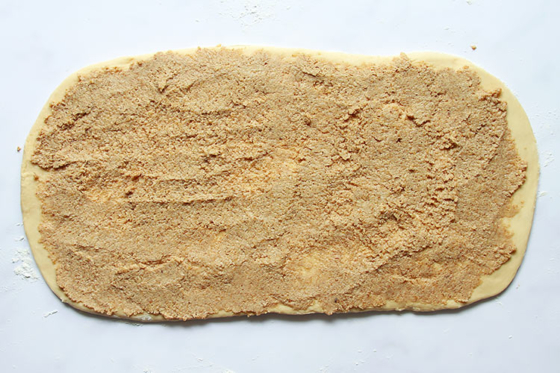 Walnut Cinnamon Buns – with Video » Little Vienna